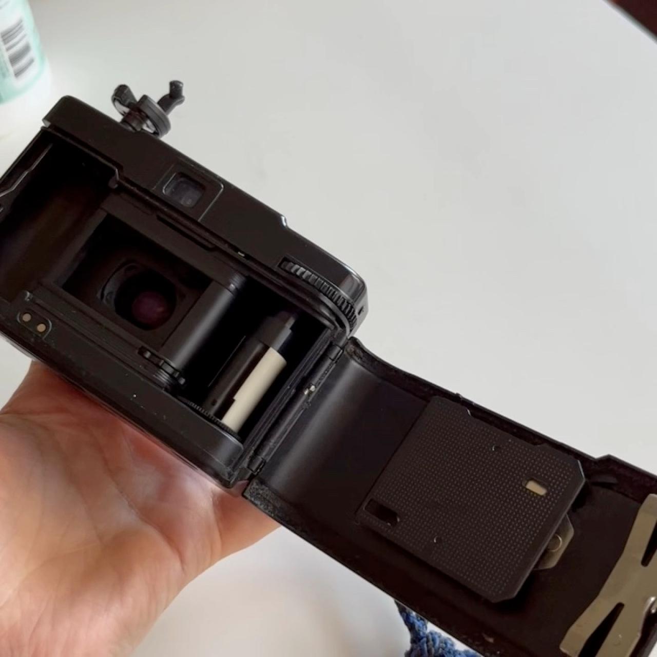 Minolta AF-C point and shoot 35mm film camera... - Depop