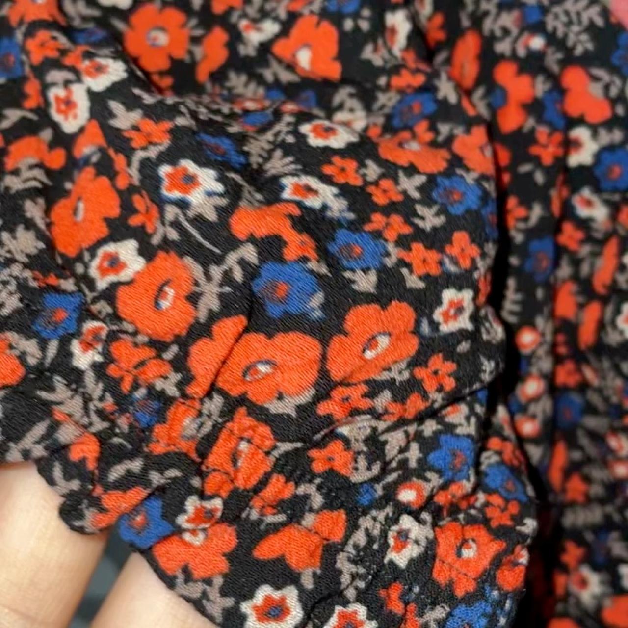 Absolutely Beautiful Floral Crop Top 🌸🥰 Brand Ten Depop