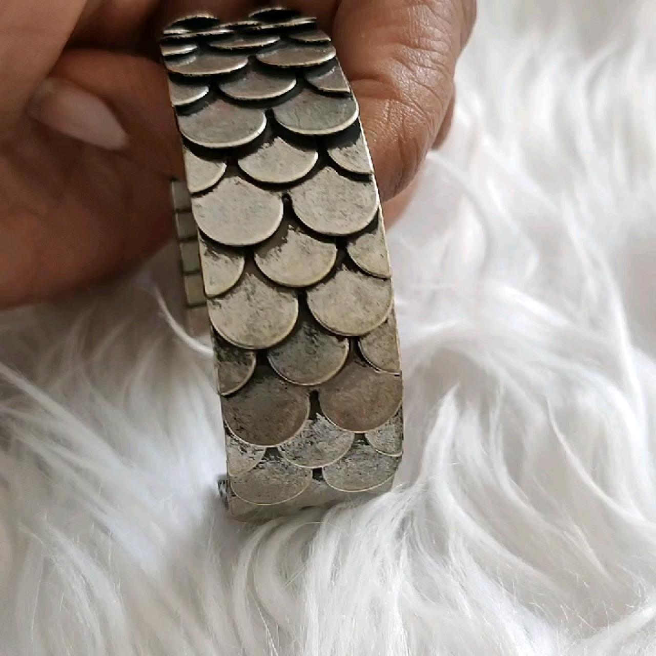 Vintage Fish Scale Design open end Stylish silver... - Depop