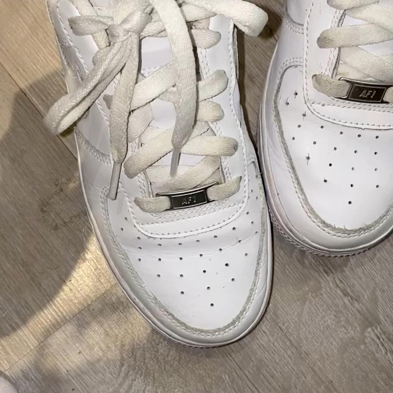Nike Women's White Trainers | Depop