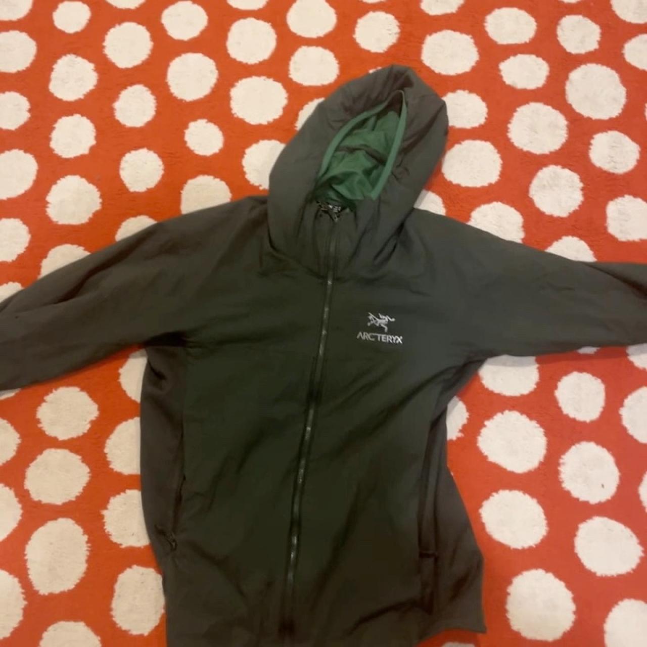 Arcteryx Atom LT - Depop