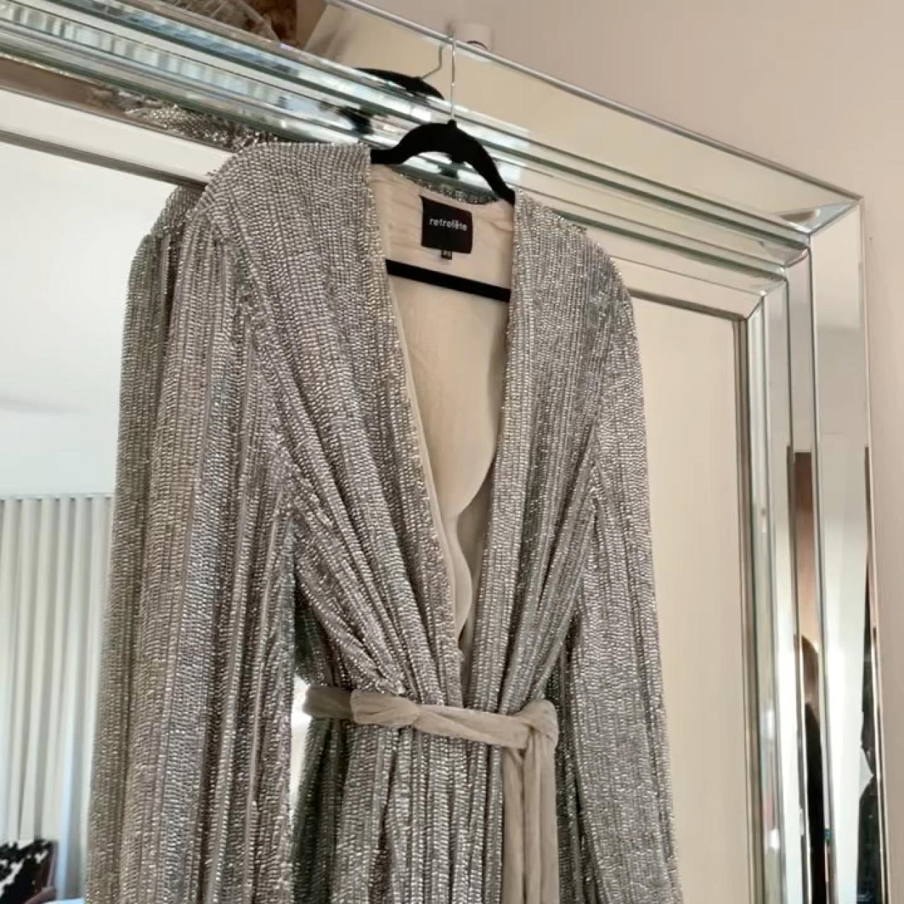 Retrofete dress - Depop