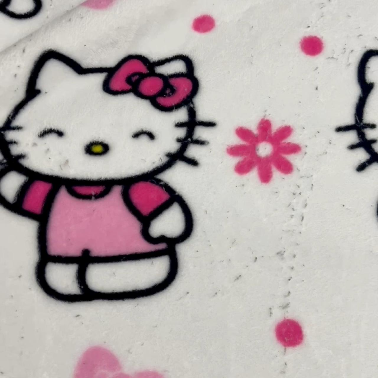 PLEASE READ BEFORE BUYING!! Hello Kitty daisy... - Depop