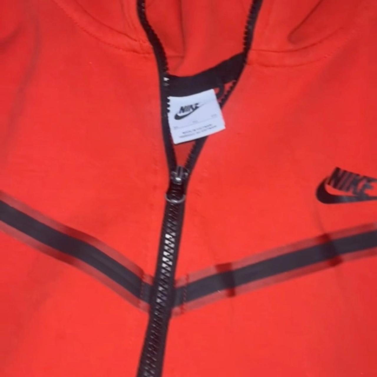 red nike tech | Depop